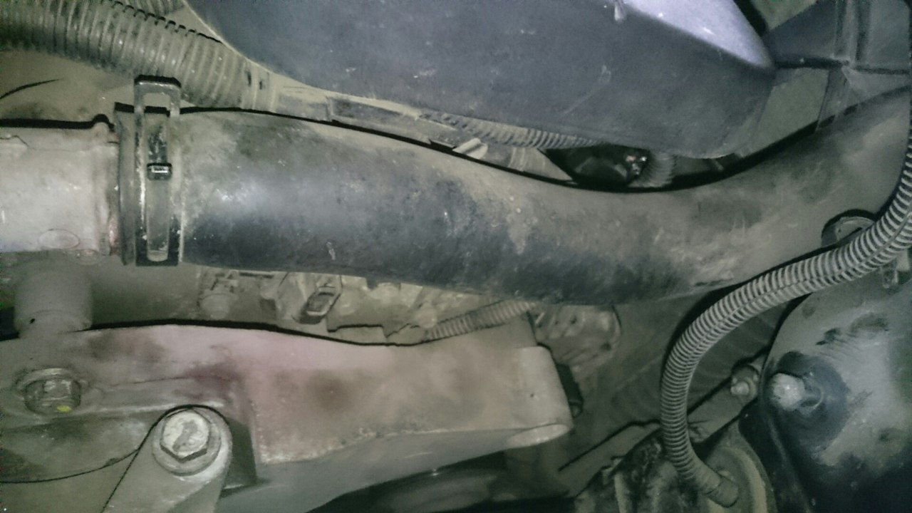 Шланги радиатора-пора менять — Chevrolet Captiva (1G), 3,2 л., 2008 ...