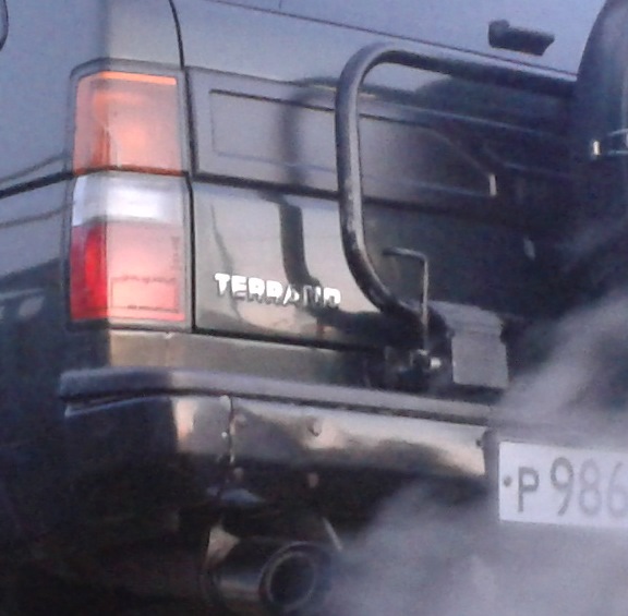 Надпись сзади — Nissan Terrano I, 3 л, 1993 года | аксессуары | DRIVE2