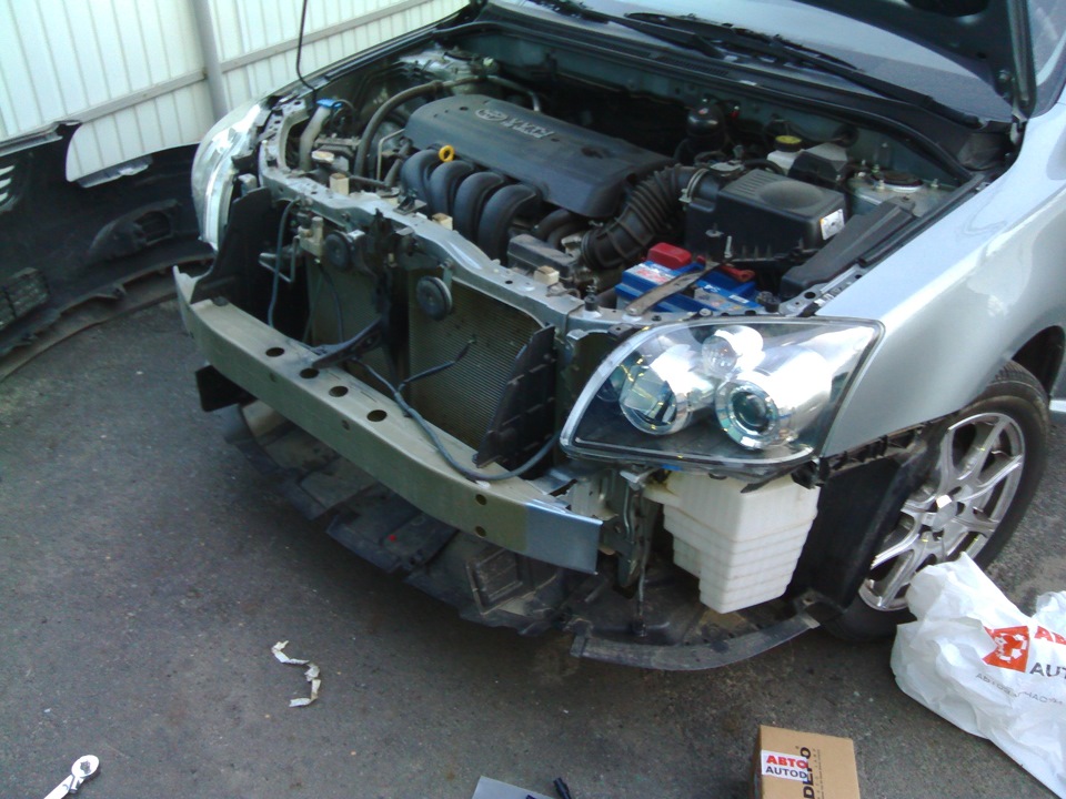 Установка туманок — Toyota Avensis II, 1,8 л, 2008 года | аксессуары ...