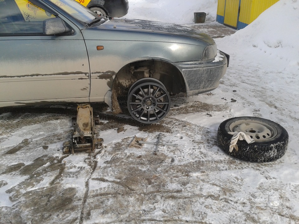 Прикинул диски. — Daewoo Nexia, 1,5 л., 2004 года | колёсные диски | DRIVE2