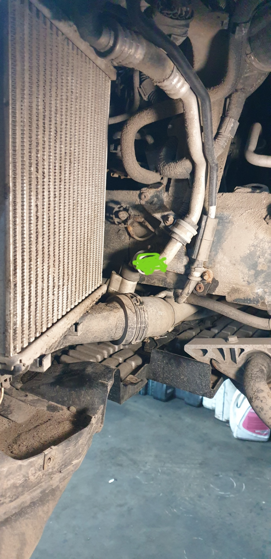 Утечка фреона — Audi Q7 (1G), 3 л, 2011 года | поломка | DRIVE2