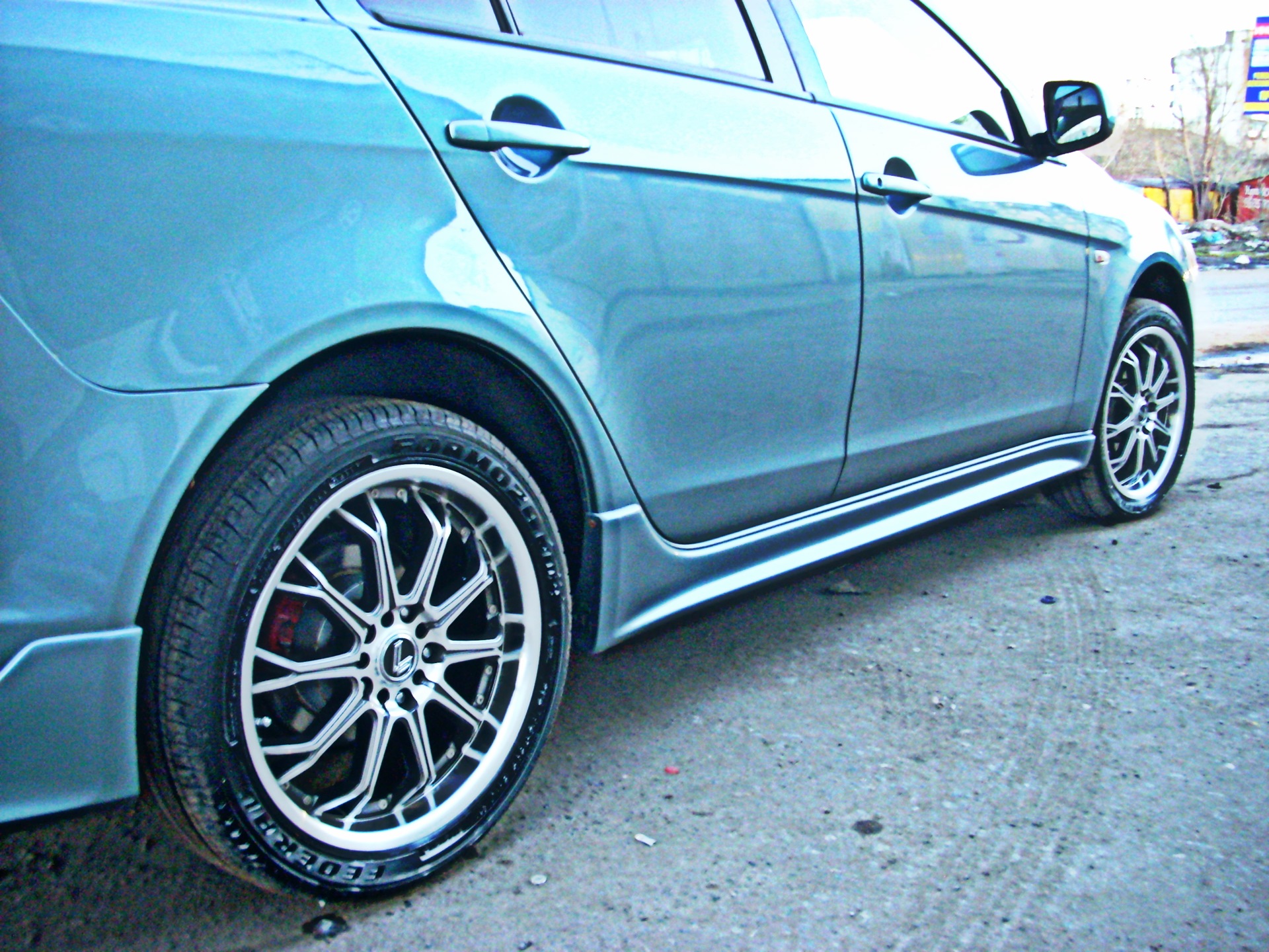 Смена колес — Mitsubishi Lancer X, 1,5 л, 2008 года | колёсные диски ...