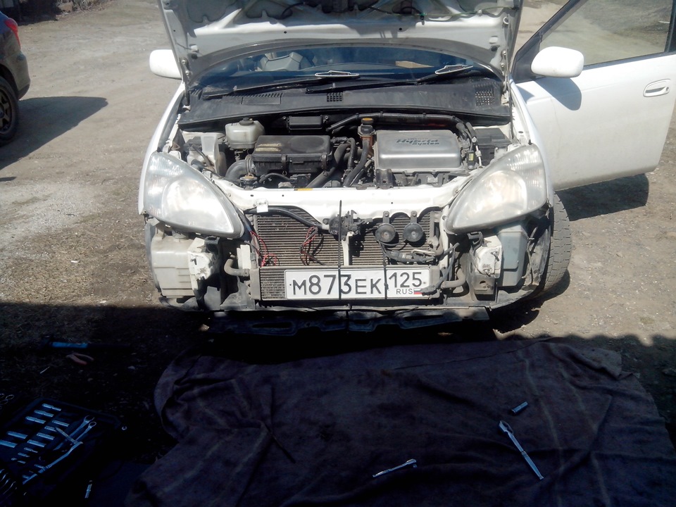 Би линзы — Toyota Prius (11), 1,5 л, 2002 года | стайлинг | DRIVE2