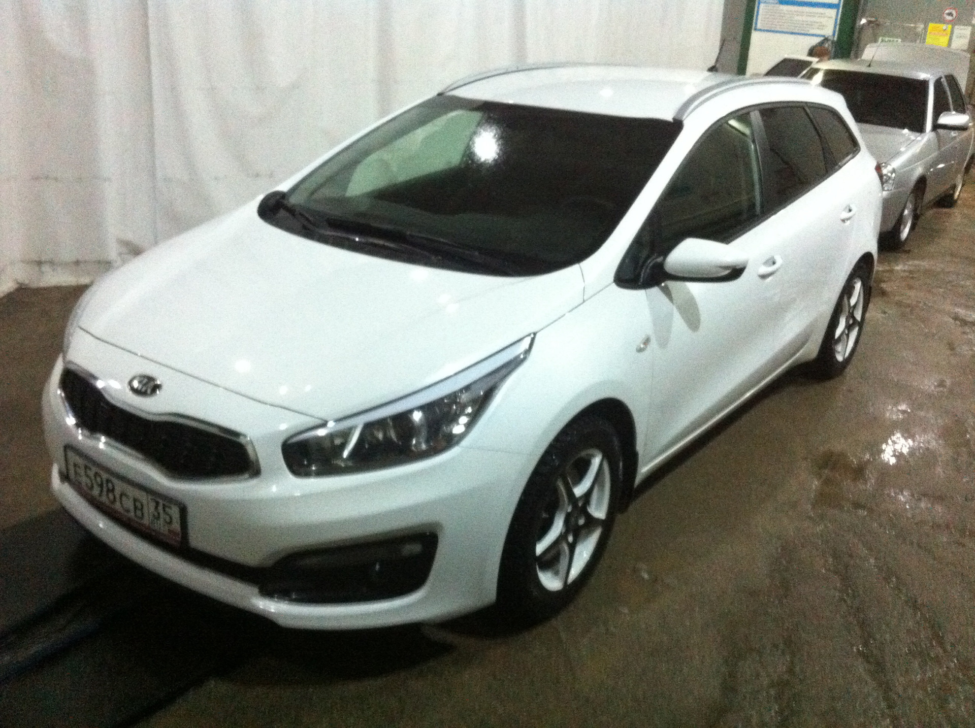 Наконец то выбрался на мойку — KIA Ceed SW (2G), 1,6 л, 2016 года | мойка | DRIVE2