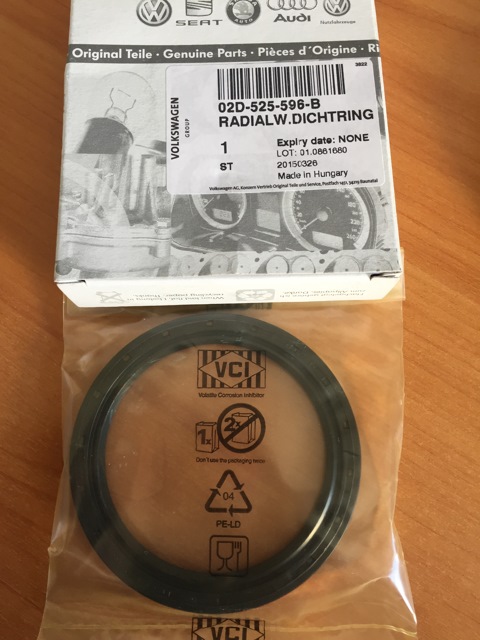 02D525596B Сальник дифференциала (67x83x8) / VAG | Запчасти на DRIVE2