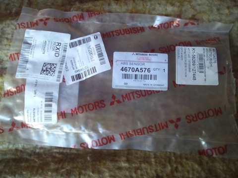 4670A576 Датчик ABS MITSUBISH ASX, LANCER, OUTLANDER(синяя полоса)+жел ...