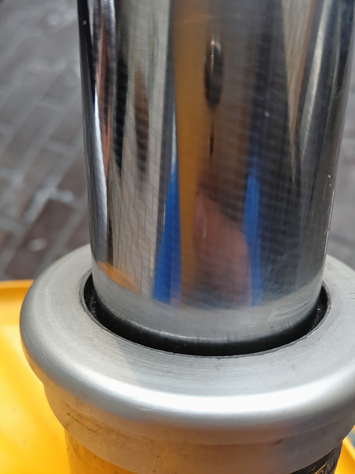 MN101890 Амортизатор Mitsubishi | Запчасти на DRIVE2