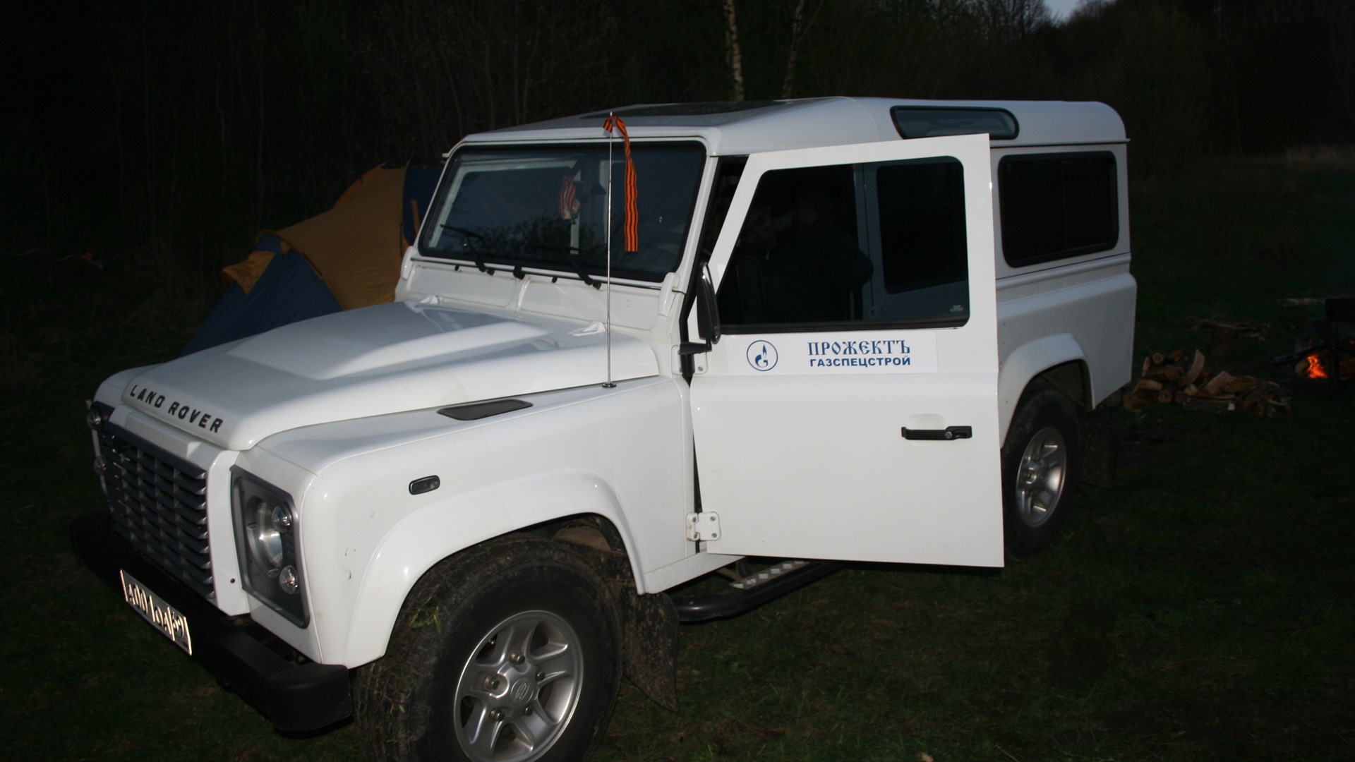 Land Rover Defender 2.4 дизельный 2010 | на DRIVE2