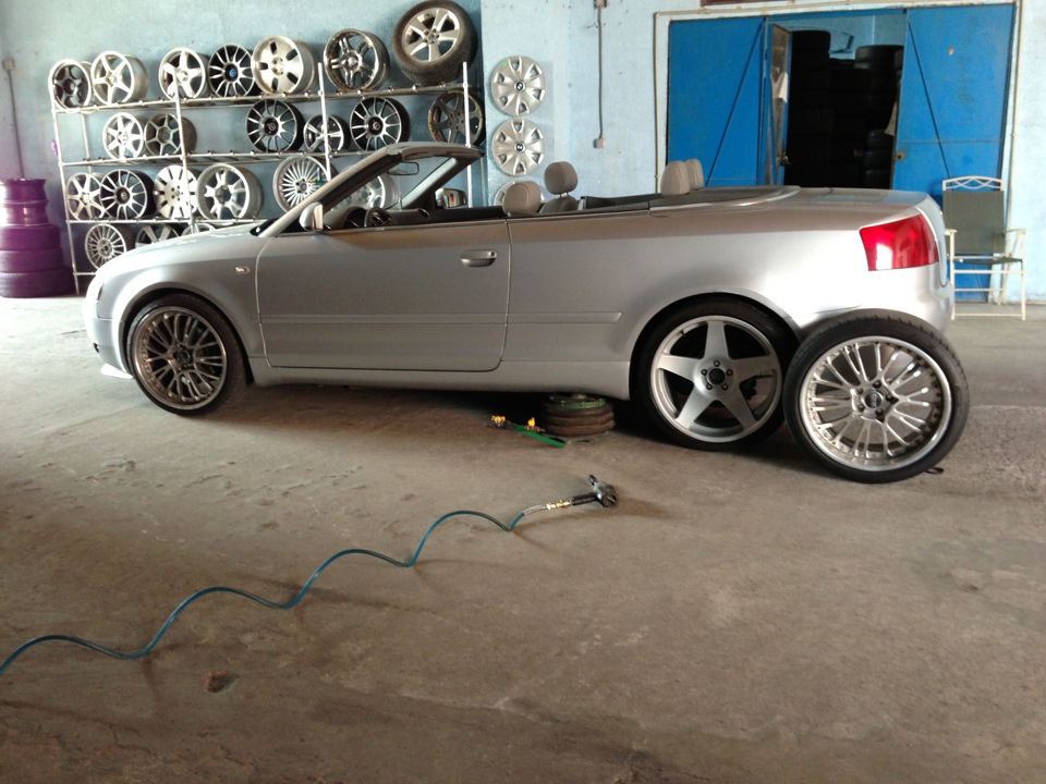 20е новые — Audi A4 Cabriolet (B6), 1,8 л, 2006 года | колёсные диски ...