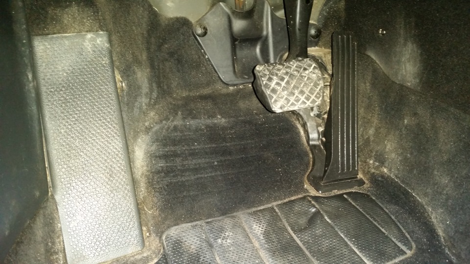 Накладки на педали из Китая — Skoda Octavia A5 Mk2, 1,8 л, 2012 года ...
