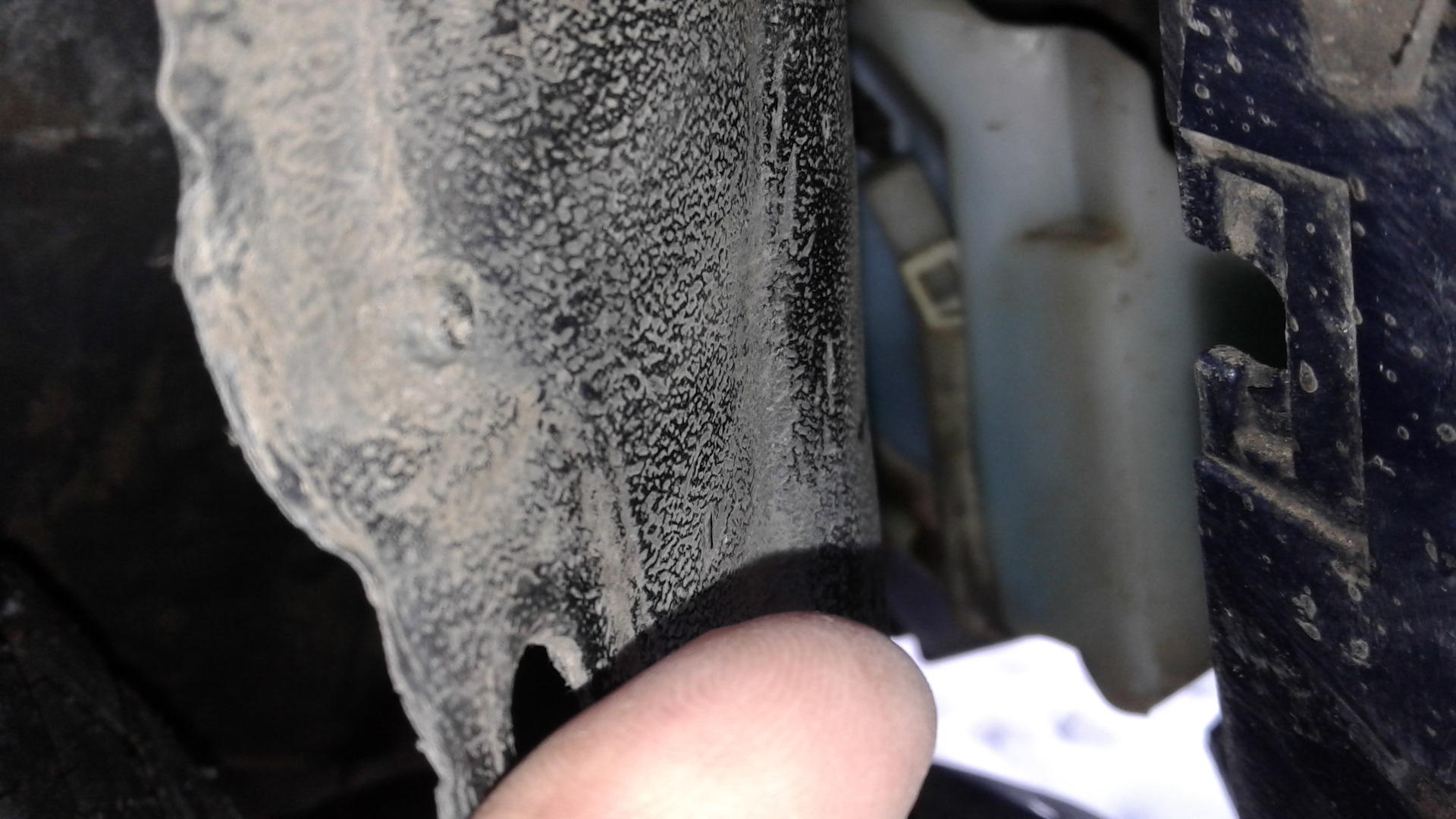 Замена мотора омывателя — Chery Tiggo 1, 1,8 л, 2011 года | своими ...