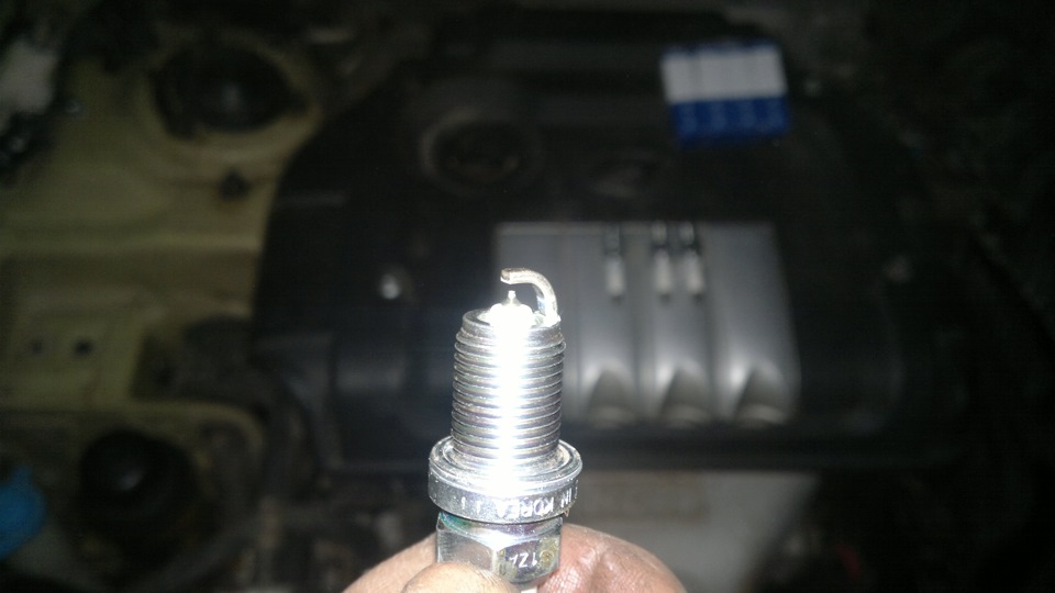 Свечи зажигания — Hyundai Sonata IV (EF), 2,4 л, 2002 года | расходники ...