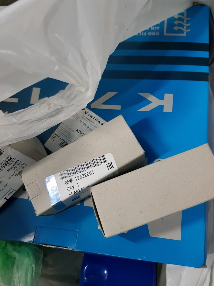 Плановое ТО.Свечи, масло… — Cadillac SRX (2G), 3 л, 2011 года ...