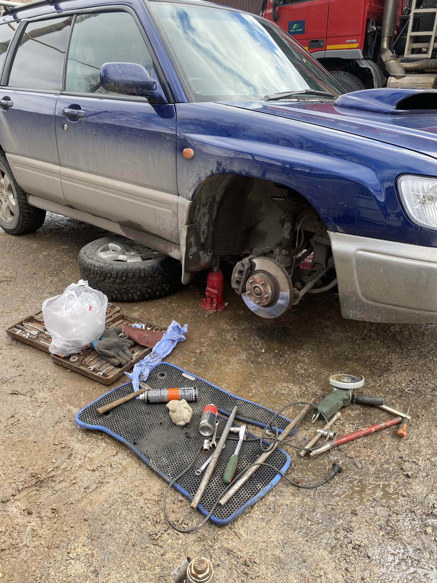 Весенний ремонт и переобувка — Subaru Forester (SF), 2 л, 1999 года ...