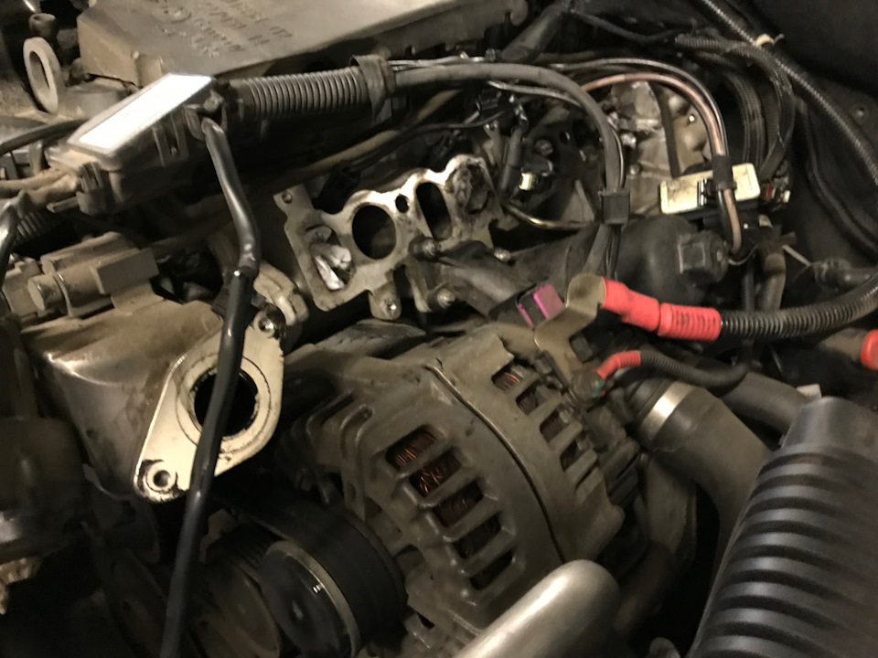 Чистка впускного коллектора — BMW 5 series (F10), 2 л, 2013 года ...