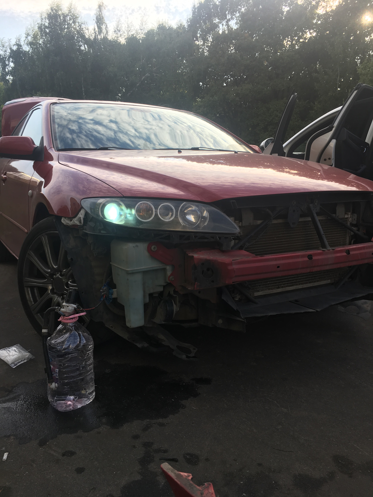 Моторчик омывателя фар — Mazda 6 (1G) GG, 2 л, 2006 года | своими ...