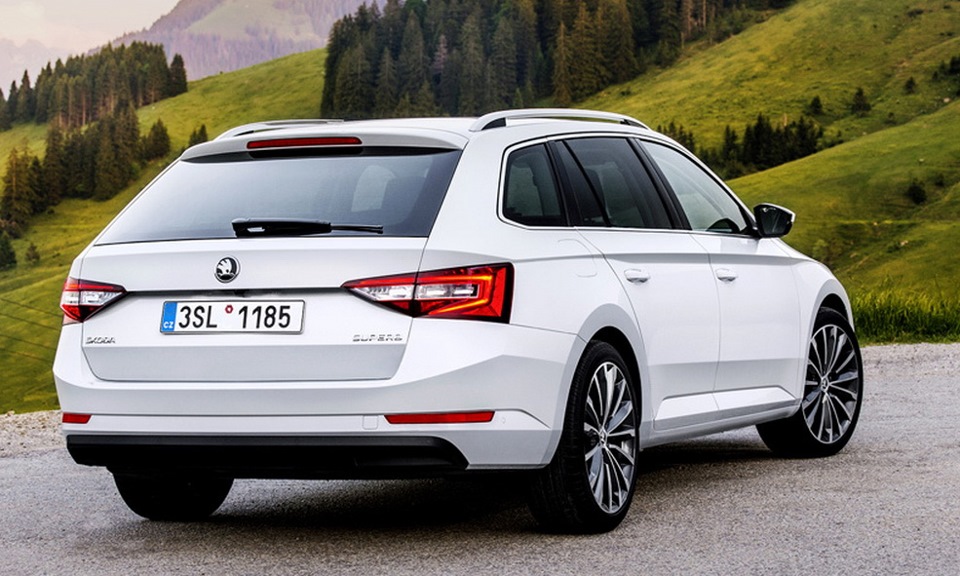 Тест Superb Combi 3 — Drive.ru — Skoda Superb Combi (Mk2), 2 л, 2014 ...