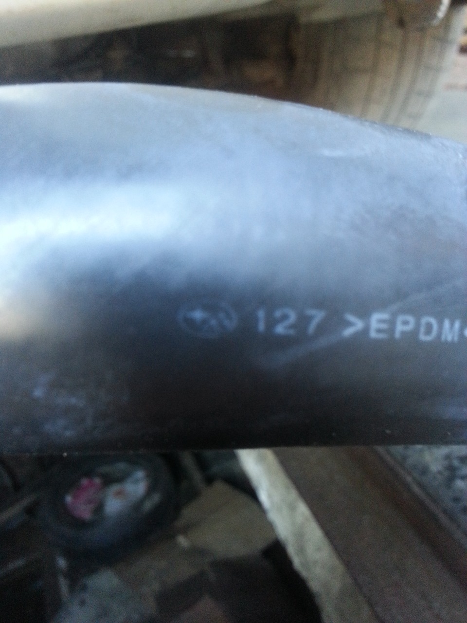 лопнул патрубок радиатора( — Subaru Forester (SF), 2 л, 1997 года ...