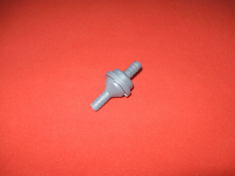 06A133528D Клапан, отвода воздуха из картера VAG | Запчасти на DRIVE2