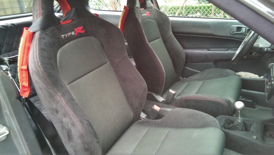 Type R EP3 seats — Honda Civic Hatchback (6G), 1,8 л, 1999 года ...