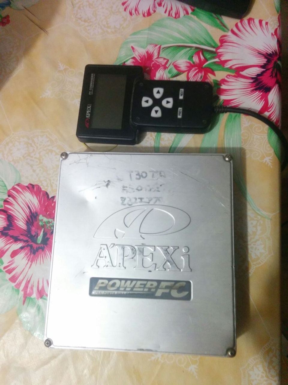 мозг Apexi Power FC — Toyota Altezza, 2,5 л, 1999 года | тюнинг | DRIVE2