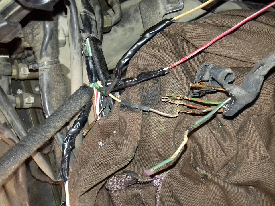 Wiring repair till coolant temp sensor — Mercedes-Benz E-Class (W210 ...