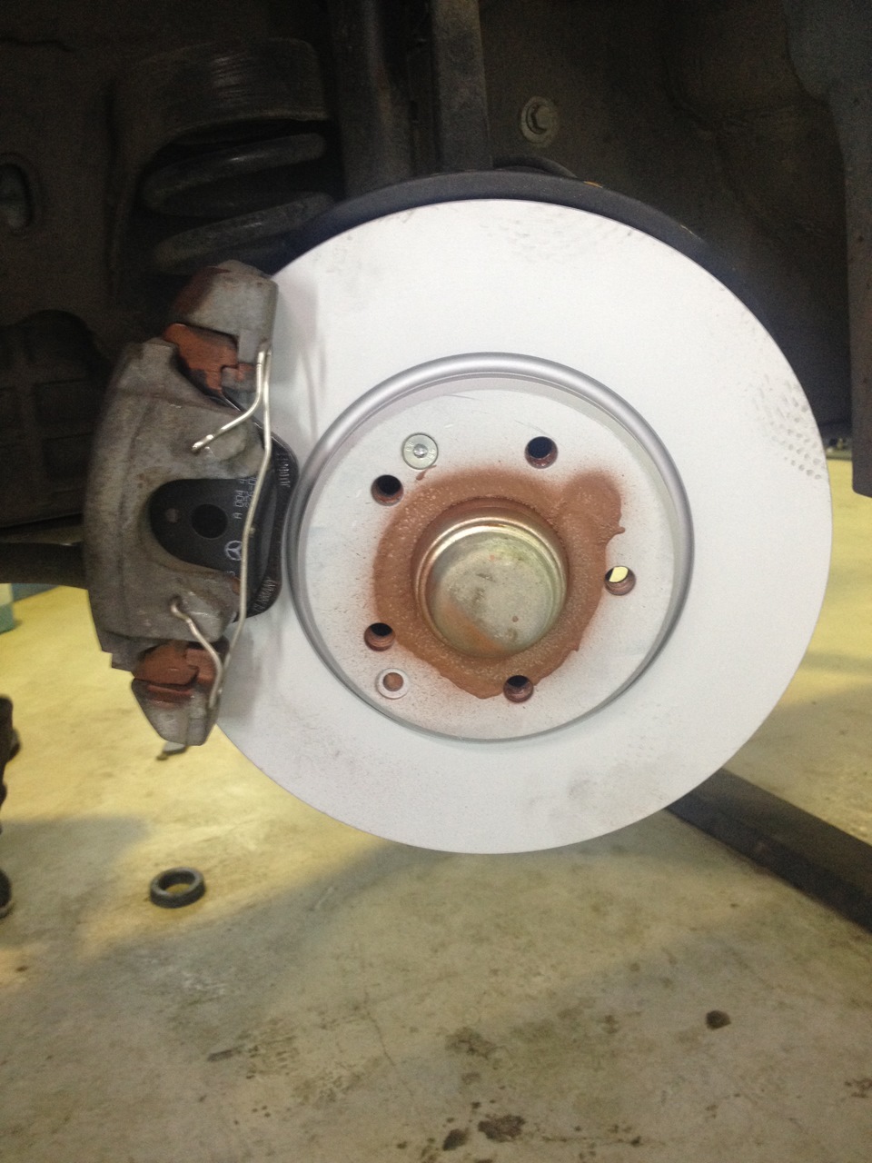 ТО тормозов и пару мелочей — Chrysler Crossfire, 3,2 л, 2005 года ...