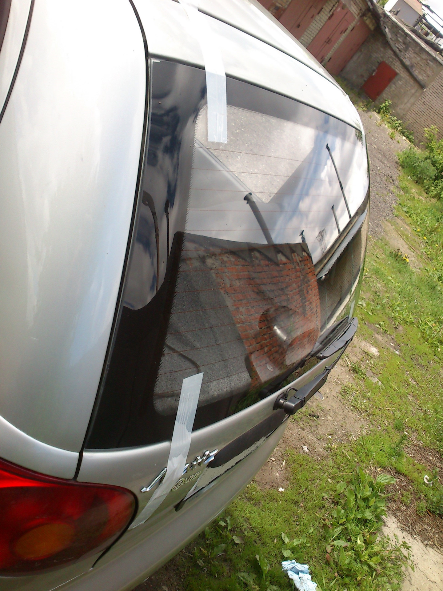 Замена заднего стекла. — Daewoo Matiz (M100/M150), 0,8 л, 2007 года ...