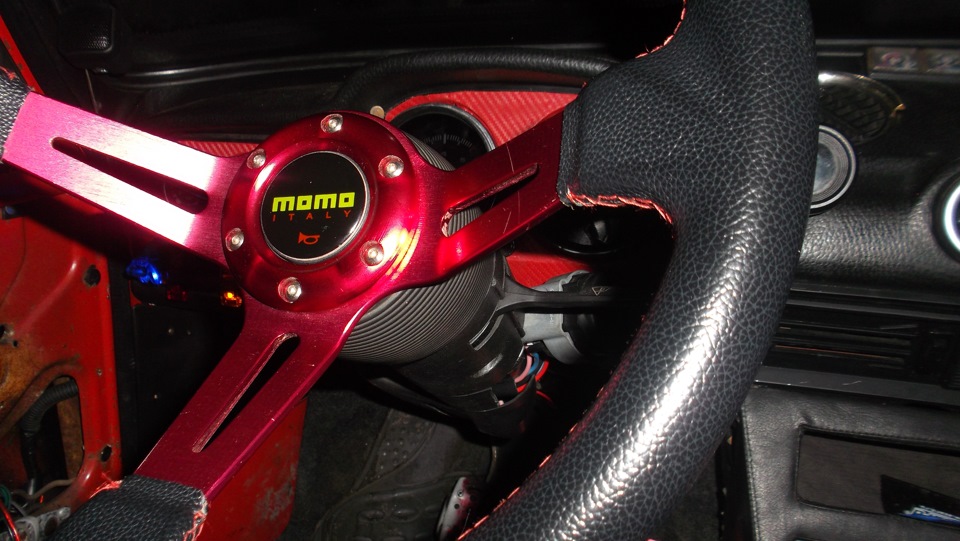 Руль MOMO — Lada 2103, 1,5 л, 1978 года | аксессуары | DRIVE2