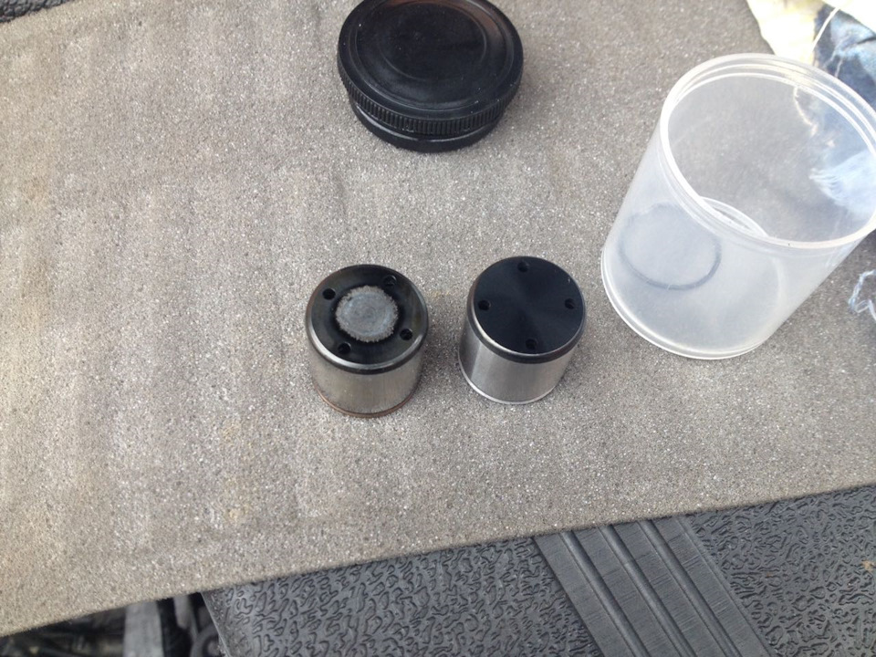 Замена толкателя ТНВД 1.6 FSI (BLF) — Volkswagen Jetta V, 1,6 л, 2006 ...