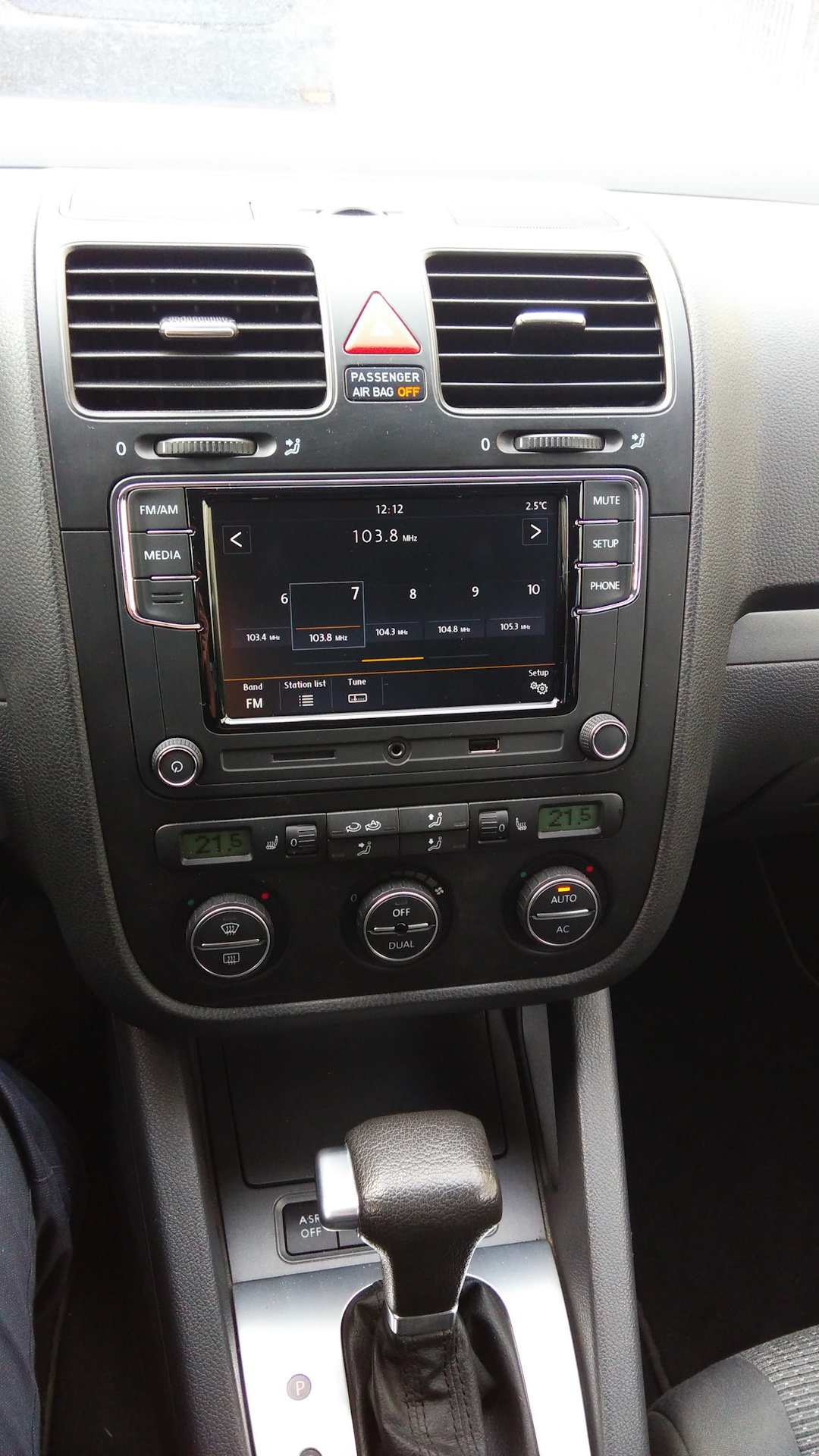 RCD330 plus — Volkswagen Jetta V, 1,6 л, 2008 года | автозвук | DRIVE2