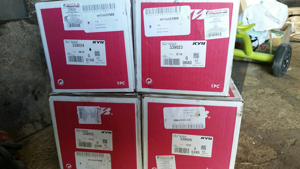 Замена стоек амортизаторов — DRIVE2