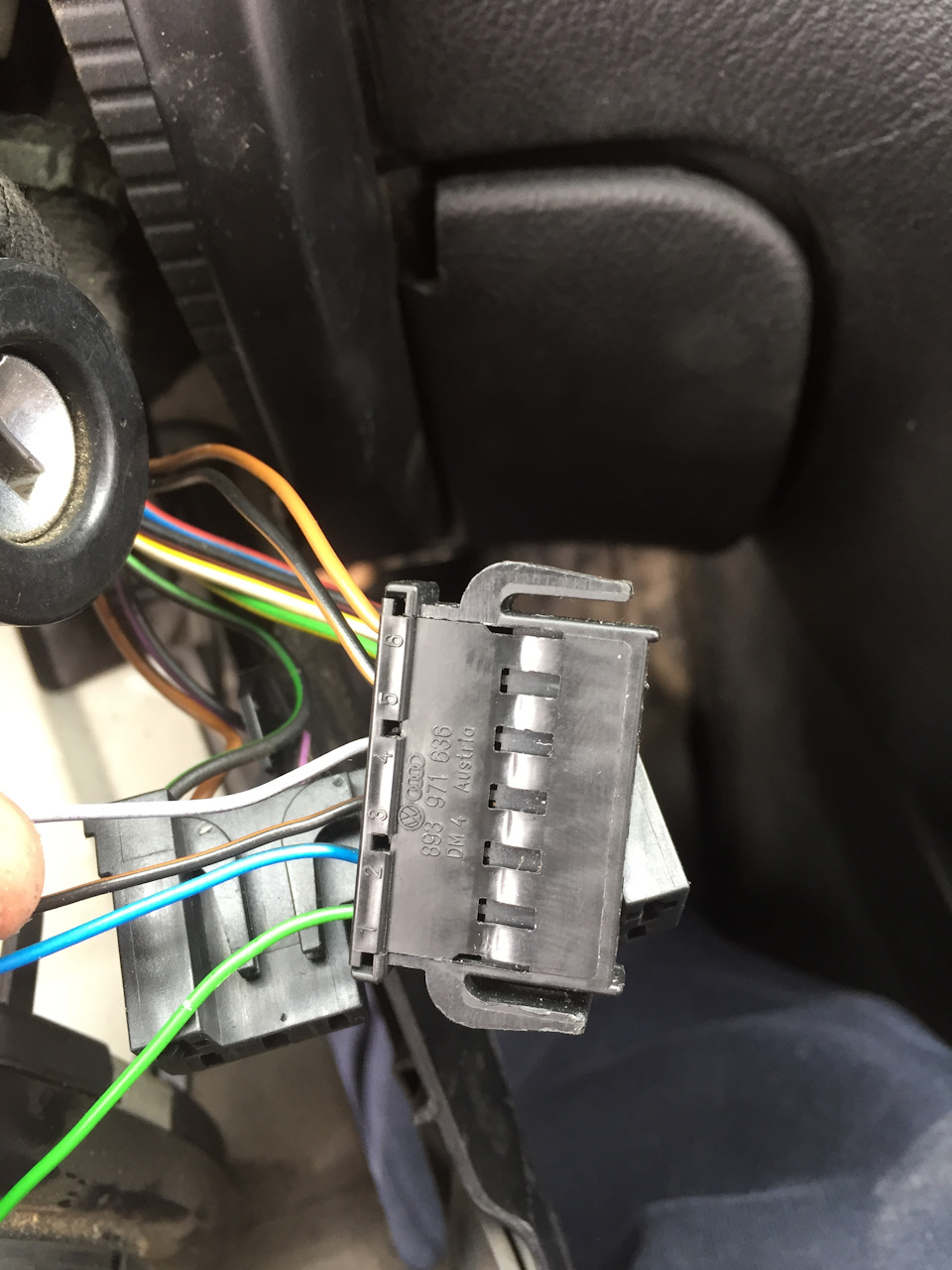 893971636 РАЗЪЕМ / GEHAEUSE VAG | Запчасти на DRIVE2