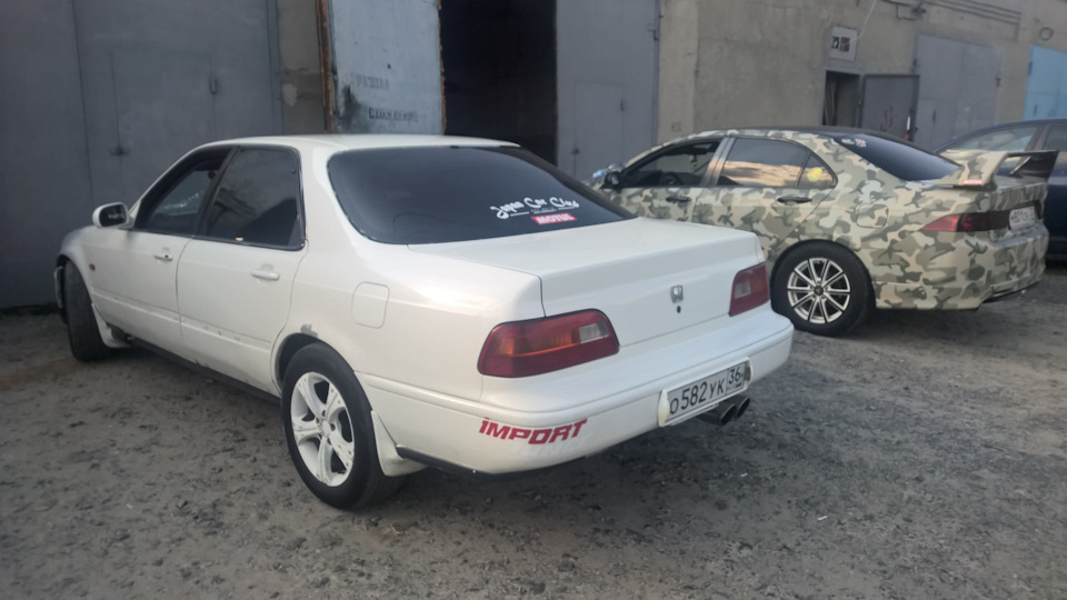 вот теперь с наклеечкой — Honda Legend (KA7), 3,2 л, 1994 года ...