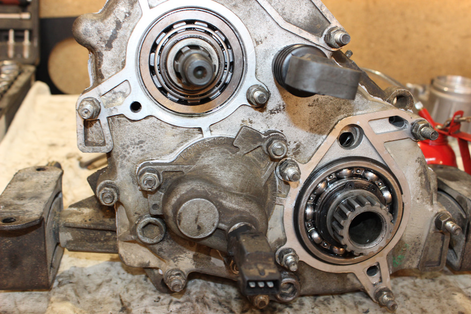 Сборка раздаточной коробки 2123, 2121, 2131 — Chevrolet Niva (1G), 1,7 ...