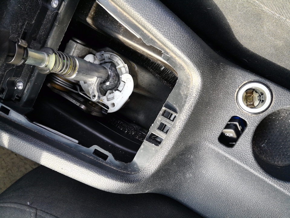 Кнопка блокировки дверей — Skoda Octavia A5 Mk2, 1,6 л, 2008 года ...