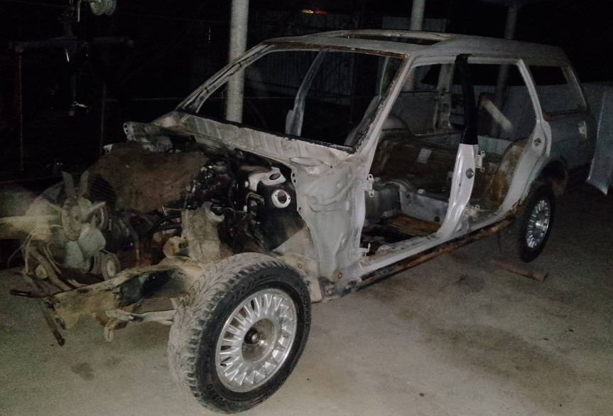 Снятие кузова с рамы toyota crown 130 универсал. — Toyota Crown Wagon ...