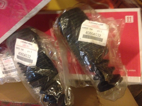 4060A532 ДЕМПФЕР СТОЙКИ ПЕРЕДНЕЙ ПОДВЕСКИ Mitsubishi | Запчасти на DRIVE2