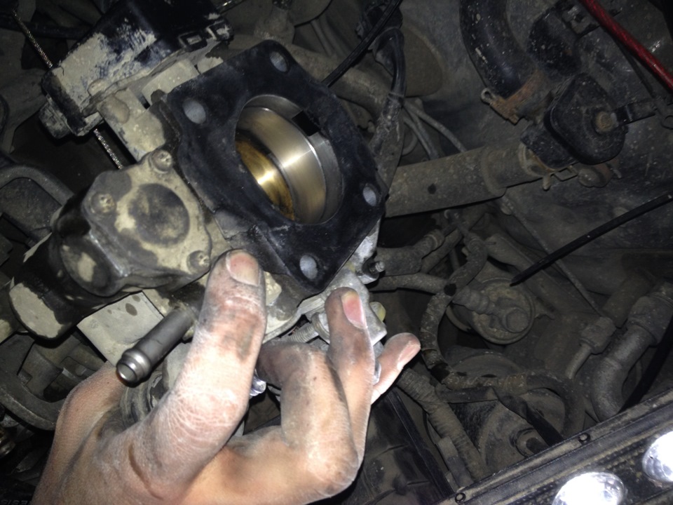 Чистка БДЗ и КХХ двигателя 5A-FHE — Toyota Corolla (90), 1,6 л, 1989 ...