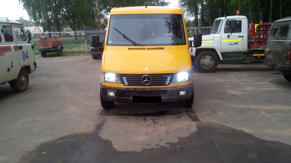 Mercedes-Benz Sprinter (1G) 2.9 дизельный 1999 | $Bumblebee$Music$Bomb ...