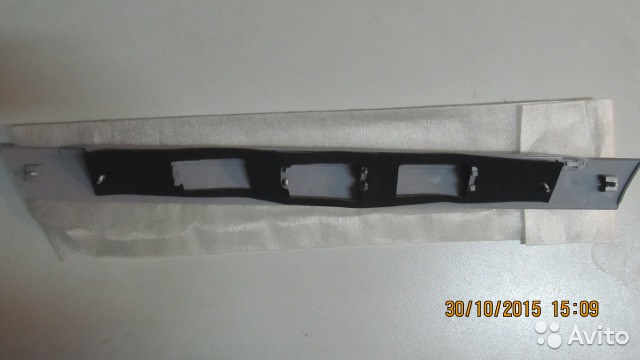 848100022R Накладка декор крышки багажн (плас) RENAULT | Запчасти на DRIVE2