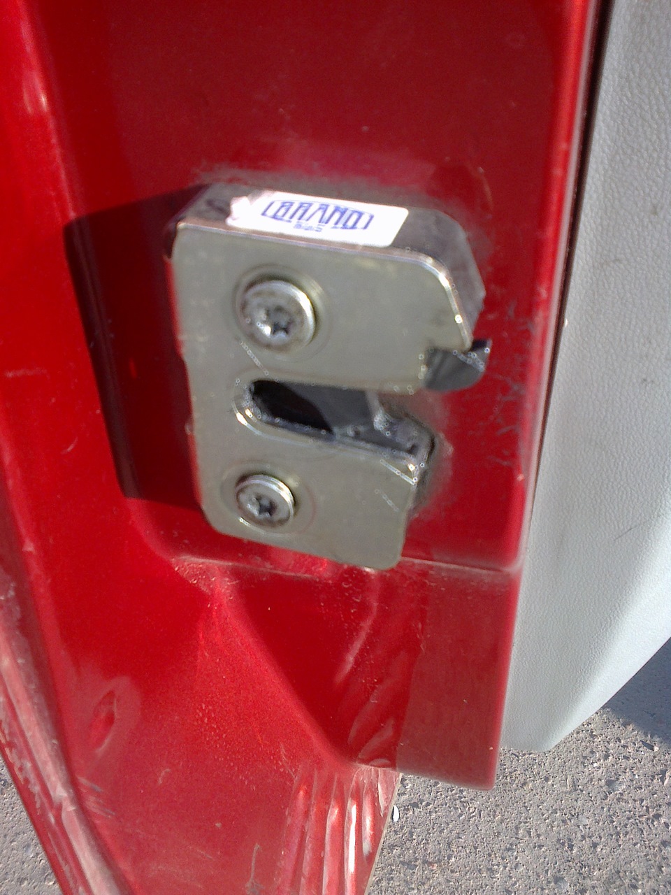 Замки Brano или ещё один шаг к "Бизнес классу" — Lada Приора седан, 1,6 ...