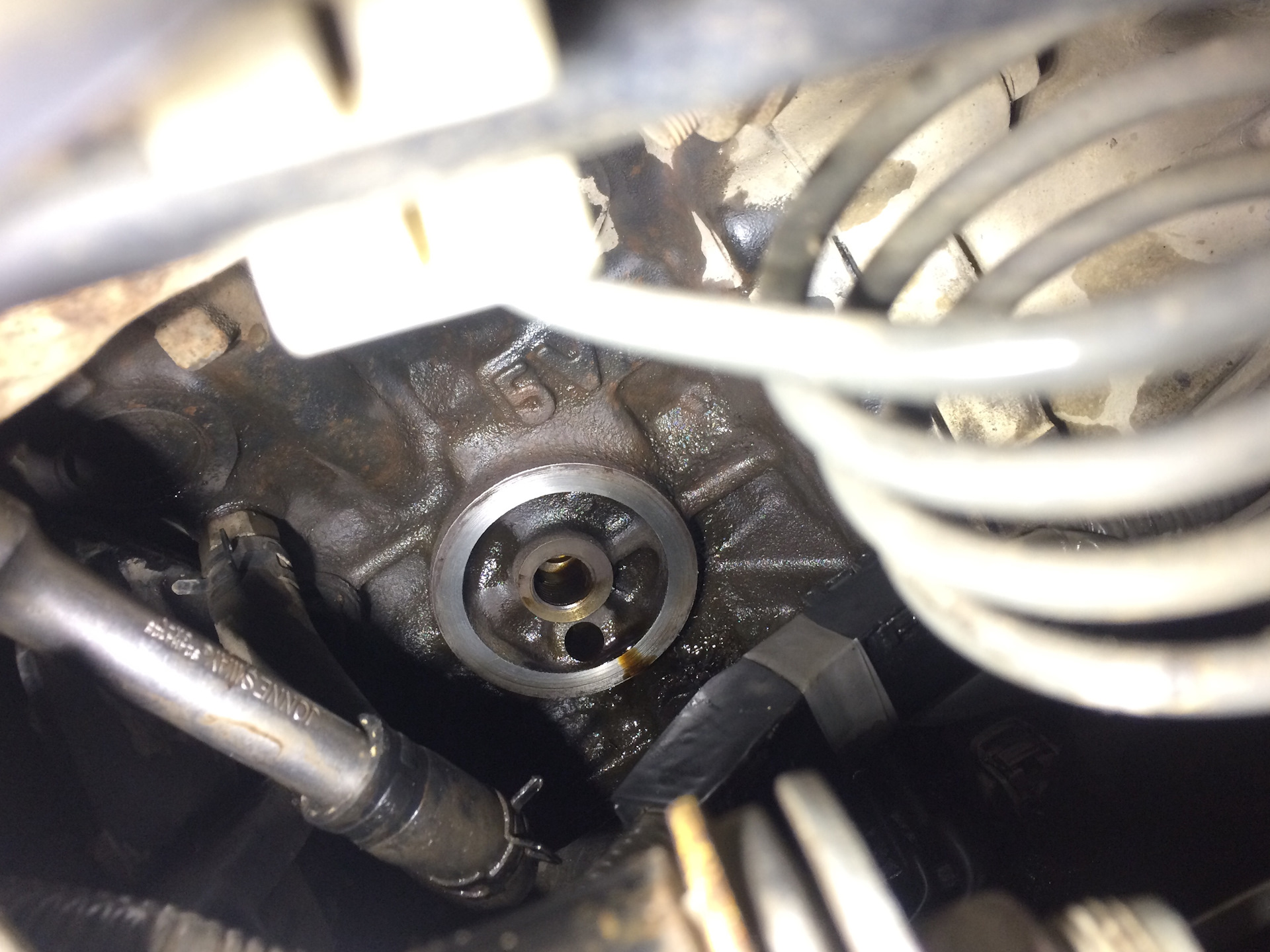 Охладитель масла двигателя. — Toyota 4Runner III, 3,4 л, 2001 года ...