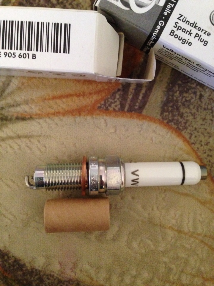 04E905601 СВЕЧА ЗАЖИГАНИЯ VAG | Запчасти на DRIVE2