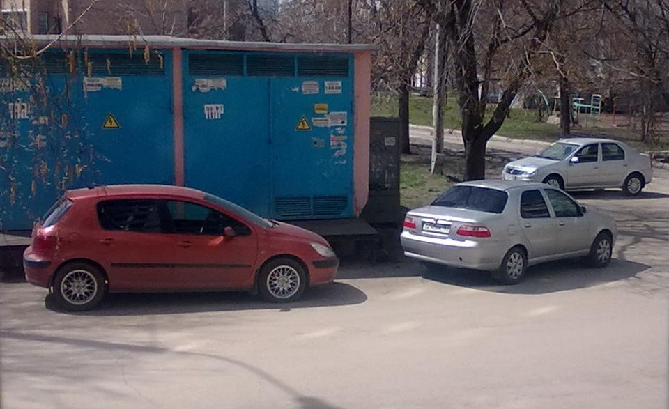 Семейное фото. — Renault Logan (1G), 1,6 л, 2011 года | фотография | DRIVE2