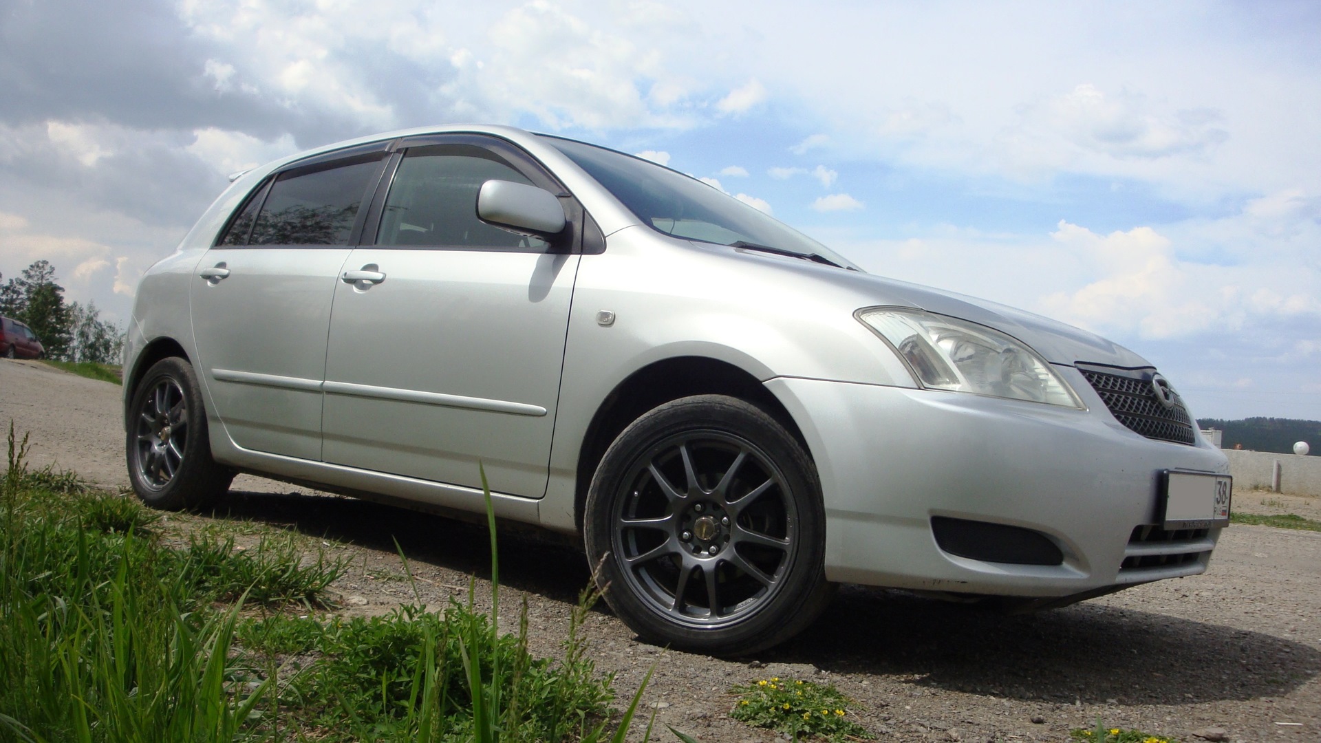 Toyota Corolla RunX 1.5 бензиновый 2003 | Серый на DRIVE2
