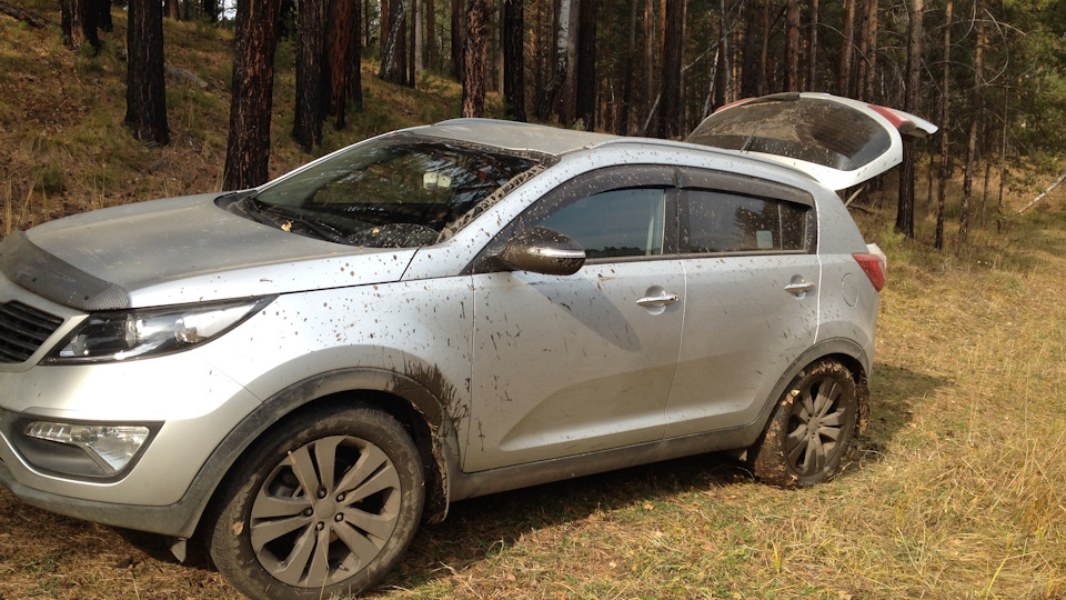 Замена задних сайлентблоков продольних рычагов — KIA Sportage (3G), 2 л ...