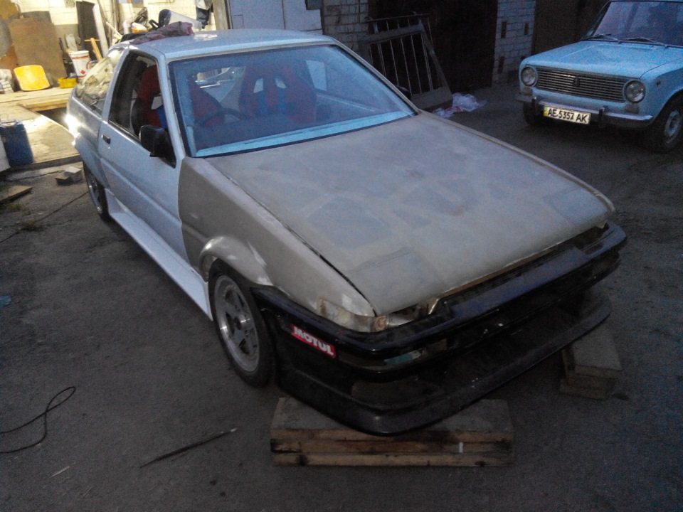 Собрали пластик и отправили к Электрику — Toyota Corolla Levin (AE85 ...