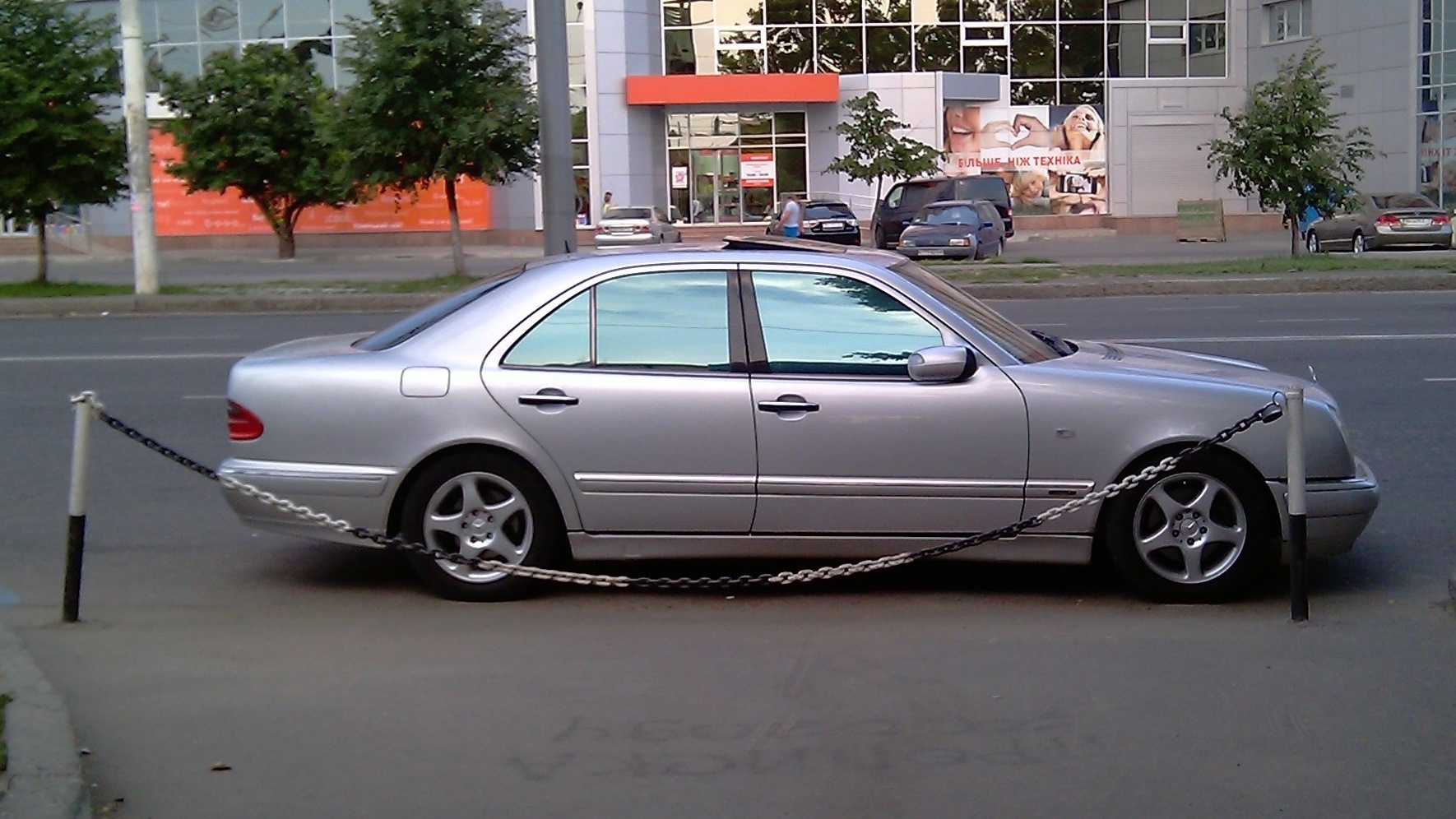 Mercedes-Benz E-Class (W210) 2.8 бензиновый 1997 | W210 E280 V6 Individual на DRIVE2