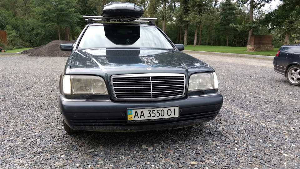 W140 ДХО в штатные места в поворотах — DRIVE2